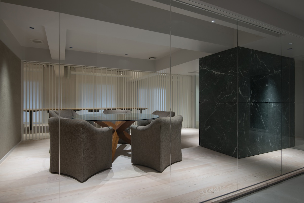 SUZUKAKE BUILDING – casereal