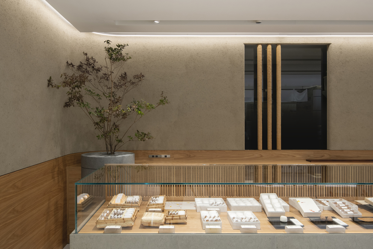 SUZUKAKE JR NAGOYA TAKASHIMAYA – casereal