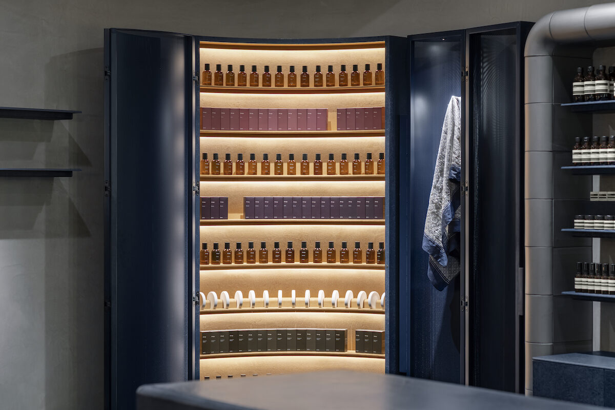 AESOP KOBE BAL – casereal